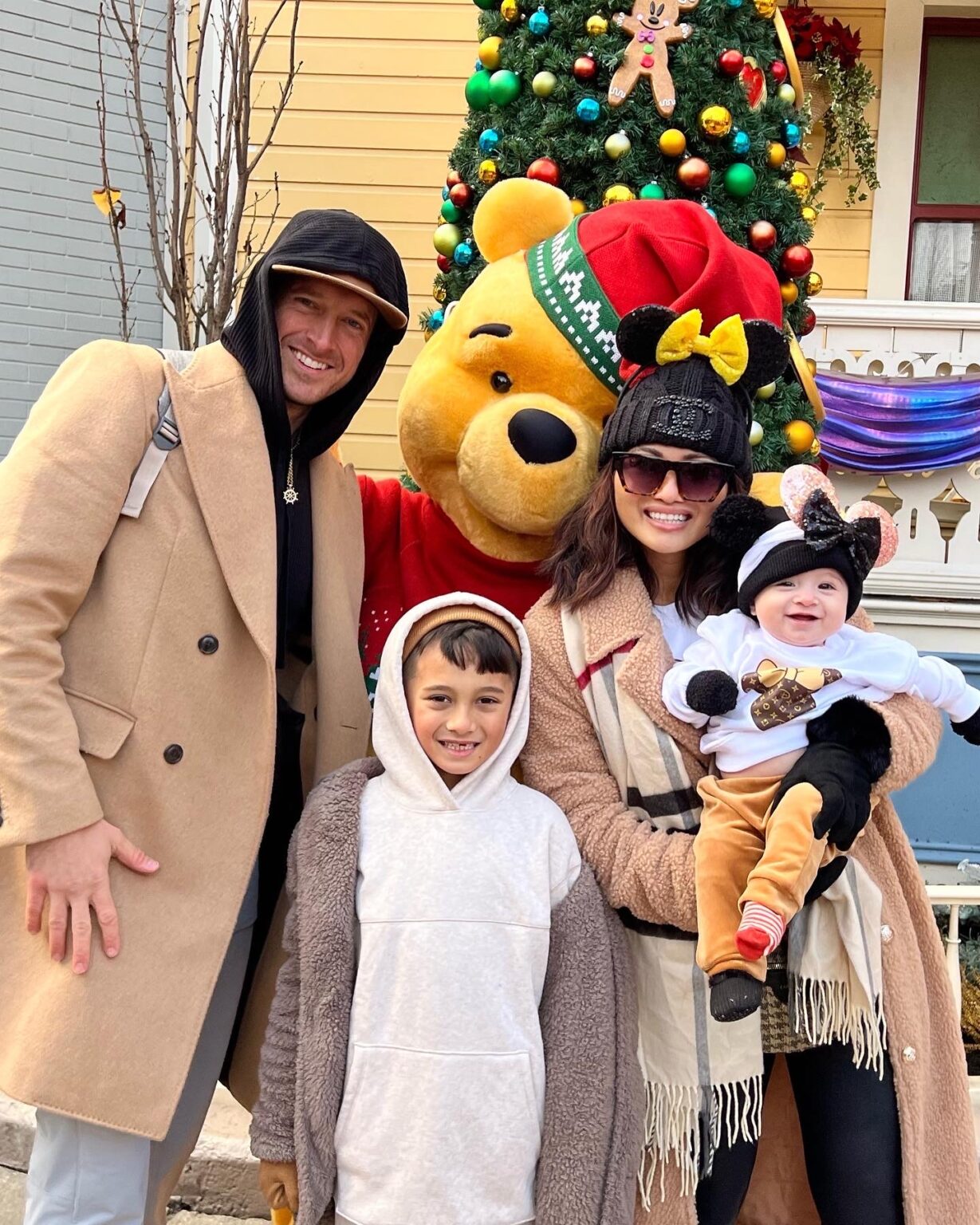 5 Family Saving Tips Visiting Disneyland Paris - Dawn P. Darnell